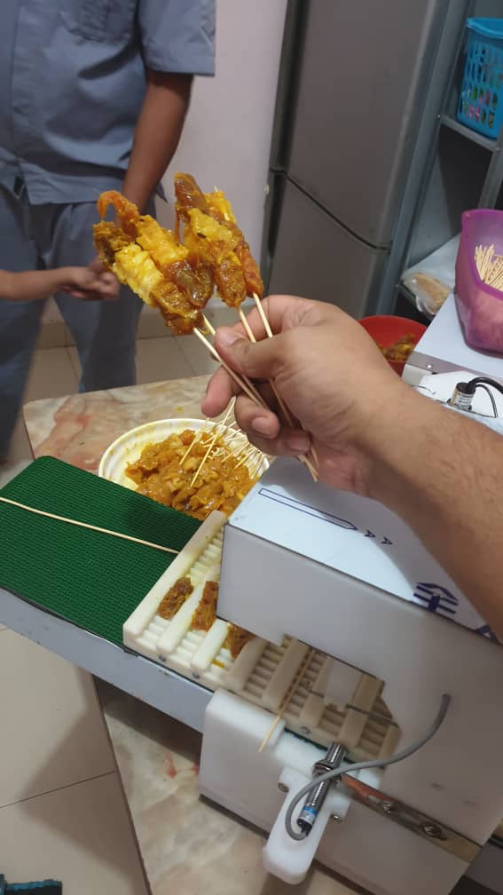 Mesin Cucuk Satay Murah Termasuk Compressor RM7000 - Pembekal Mesin ...
